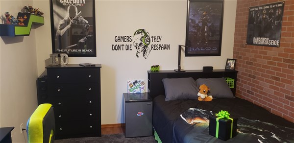 Edward's Gamer X-Box Themed Kids Bedroom Makeover | SDSN